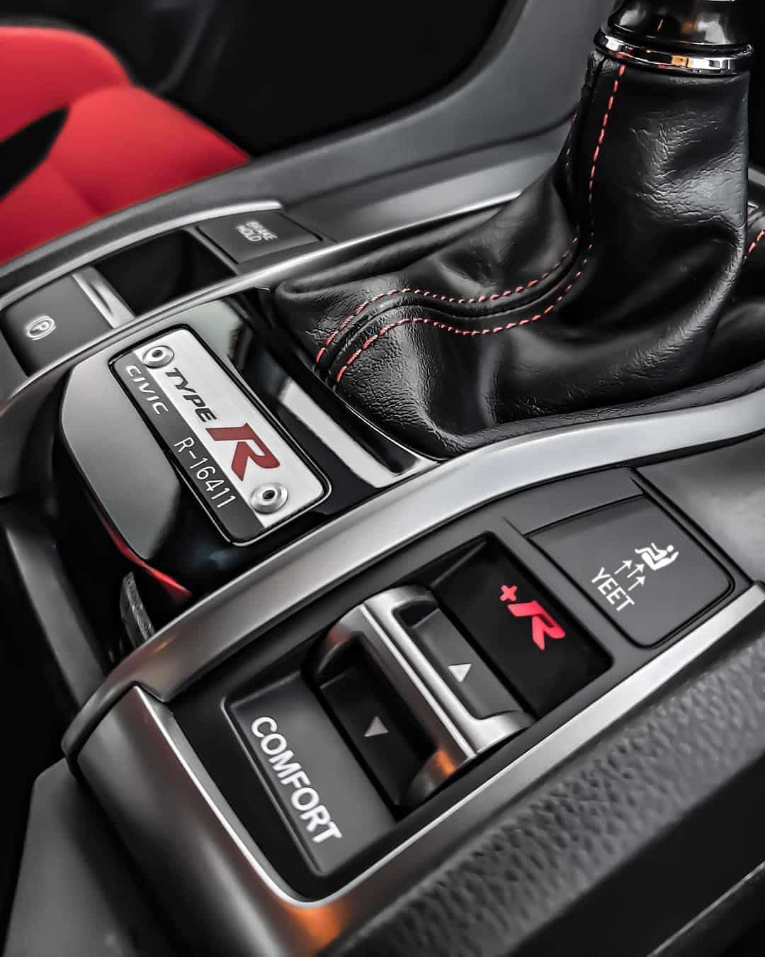 YEET Seat Button decal for Civic – Everything Vinyl Decal